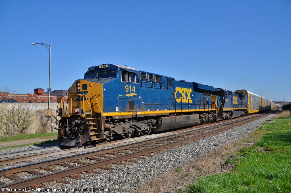 CSX 914 & 7526